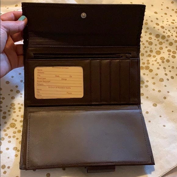 Buxton | Bags | Buxton Brown Leather Wallet | Poshmark